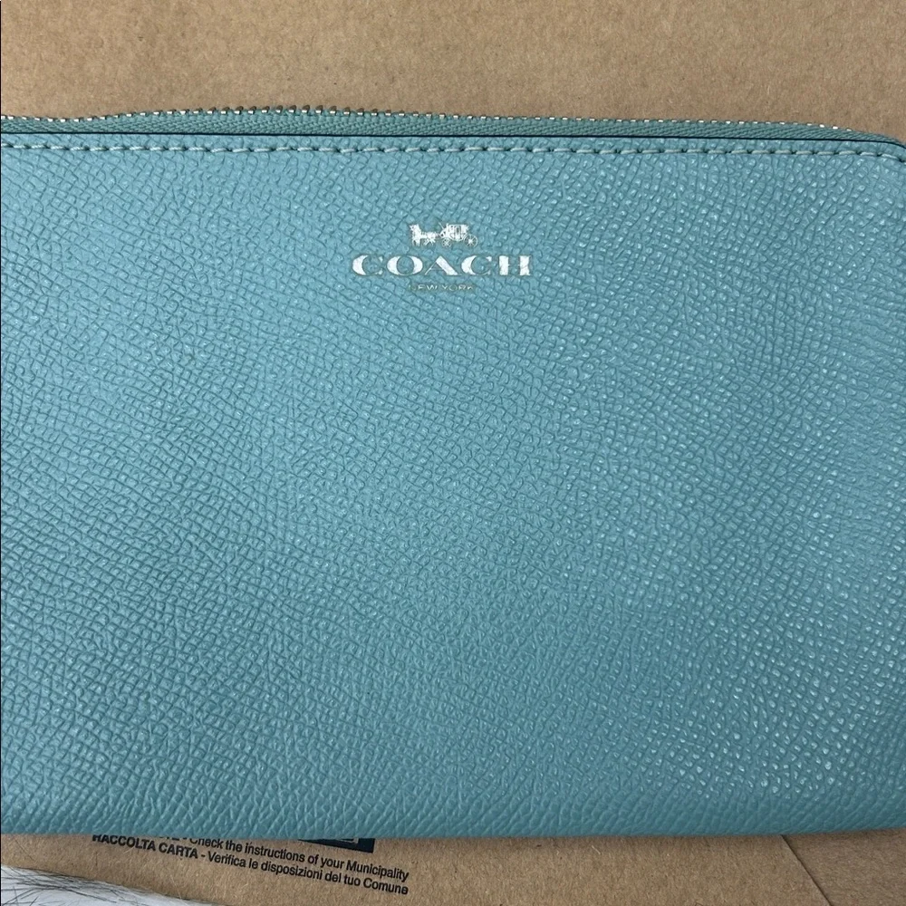 Coach | Bags | Coach Seafoam Green Leather Wristlet Euc | Poshmark